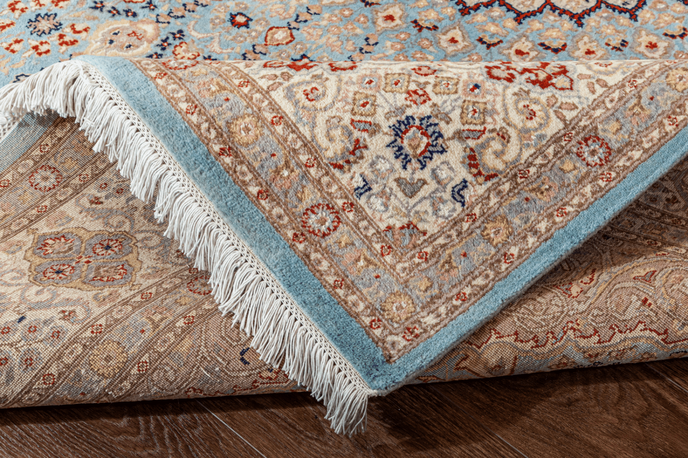 The Process of Creating a Handwoven Carpet | Orientiq